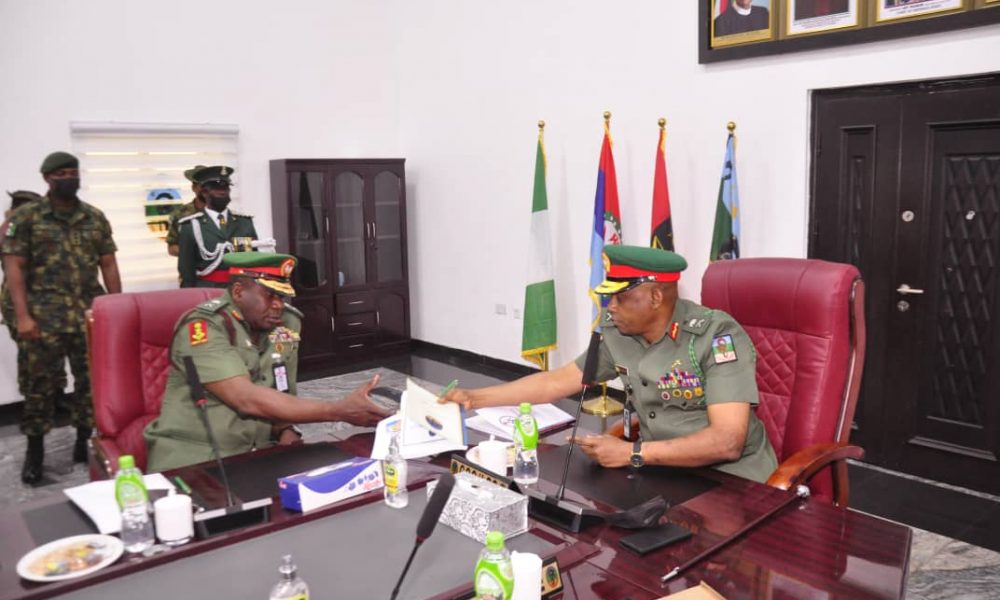 Major General Olufemi Oluyede Takes Over As GOC 6 Division – PointBlank